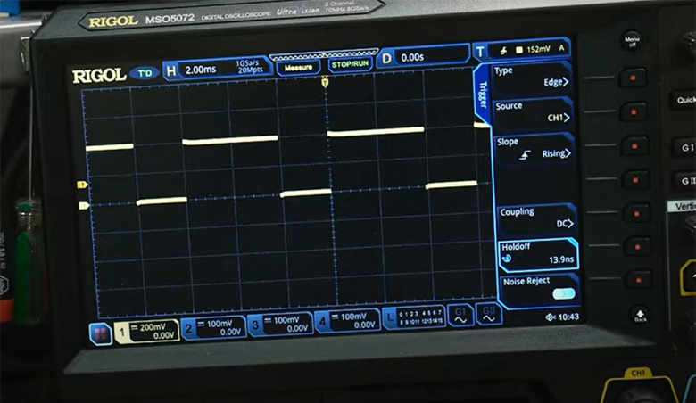 What is a Logic Analyzer? - ElectronicsHacks