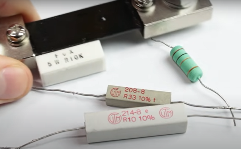 How to Read a Capacitor? - ElectronicsHacks
