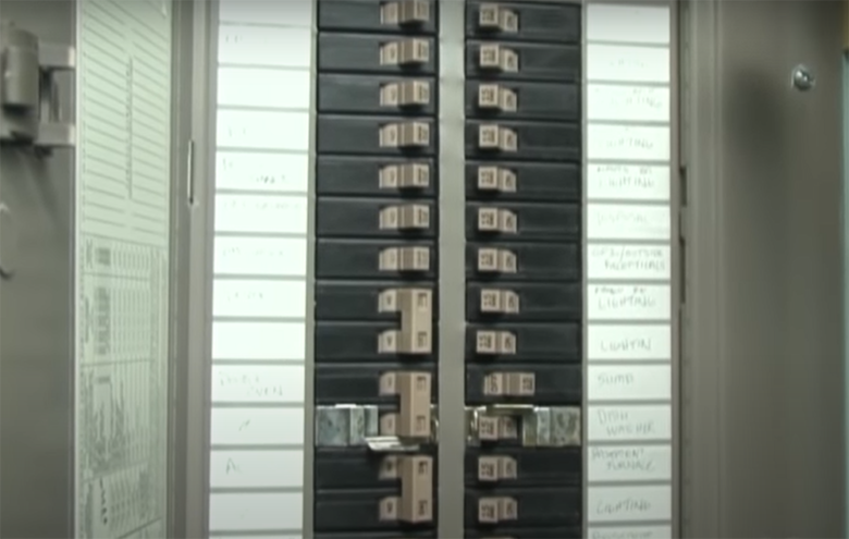 How to Test a Light Switch With a Multimeter? - ElectronicsHacks