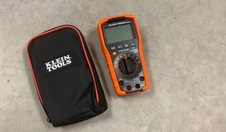 Certified Electrician vs. Licensed Electrician: What’s the Difference? - ElectronicsHacks