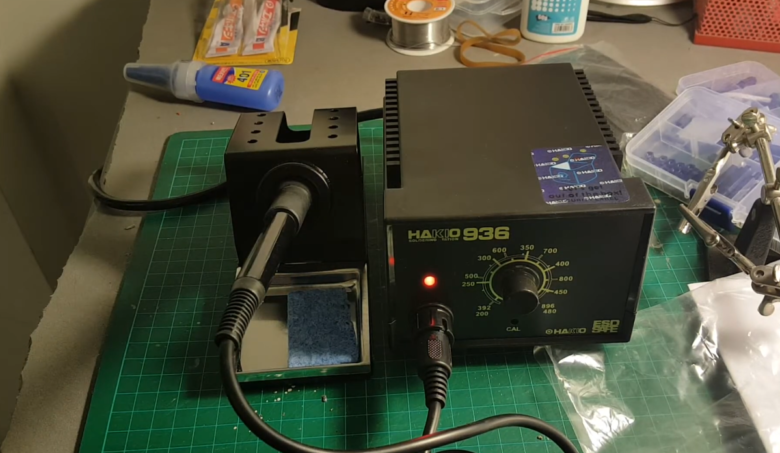 Hakko 936 Soldering Station Review - ElectronicsHacks