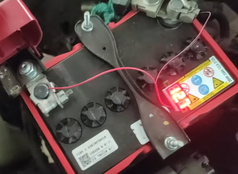 Multimeter vs. Voltmeter: What’s the Difference? - ElectronicsHacks
