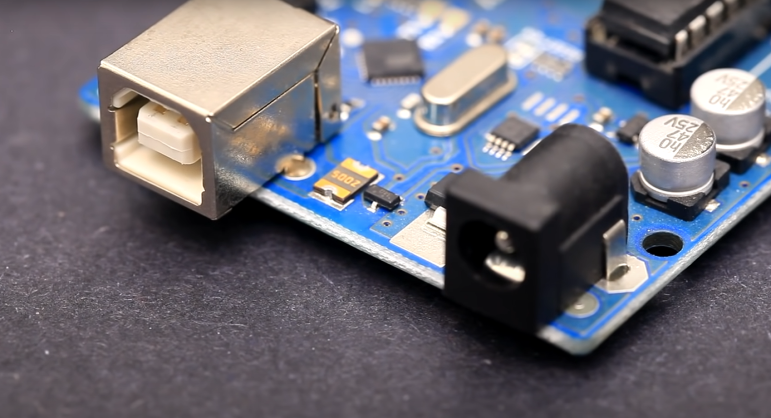 Arduino Leonardo vs. Uno: What’s the Difference? - ElectronicsHacks