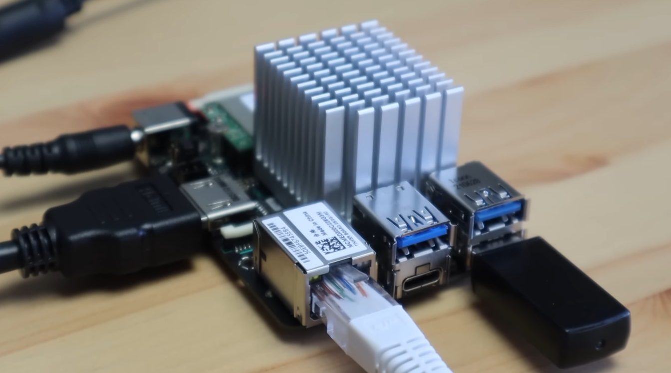 Banana Pi M3 vs. Raspberry Pi 3: Which is Better? - ElectronicsHacks