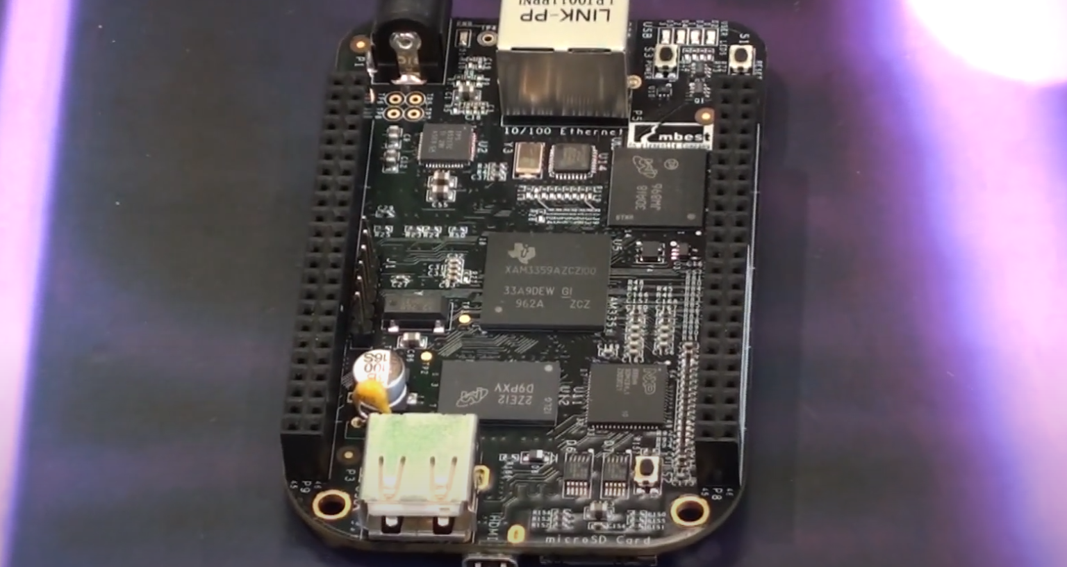 BeagleBone Black vs. Green: What’s the Difference? - ElectronicsHacks