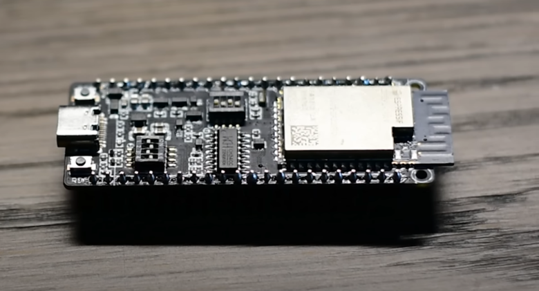 Raspberry Pi Pico Vs Esp32 Which Is Better Electronicshacks