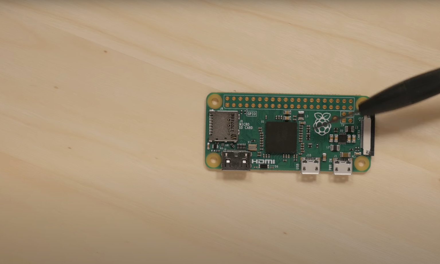 Raspberry Pi Zero vs. Zero W: What’s the Difference? - ElectronicsHacks