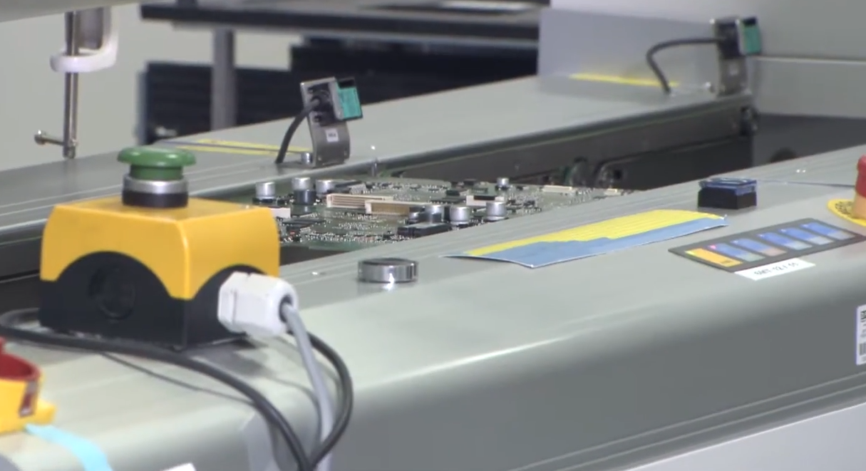 Can a Humidifier Damage Electronics? - ElectronicsHacks