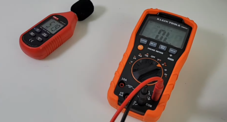 Fluke vs. Klein Multimeters: Which is Better? - ElectronicsHacks
