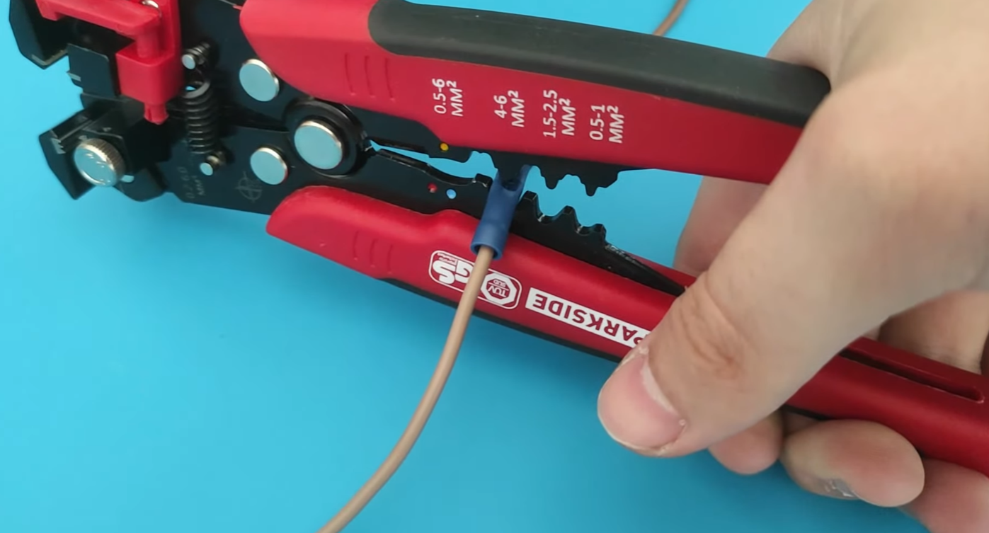 How to Fix a Broken Wire Without Soldering? - ElectronicsHacks