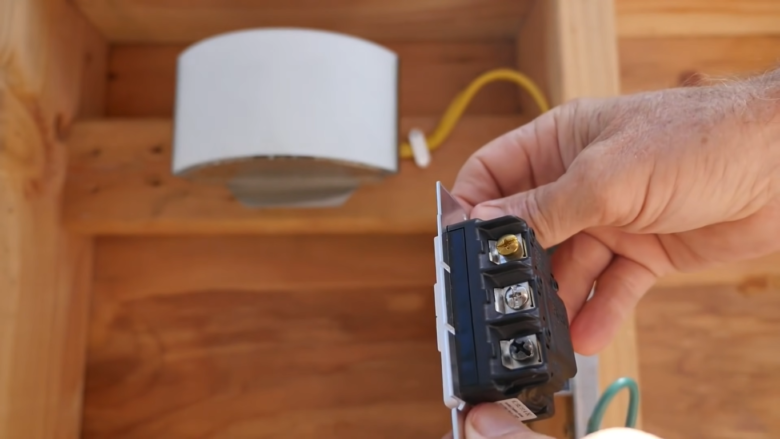 How to Identify Line and Load Wires? - ElectronicsHacks