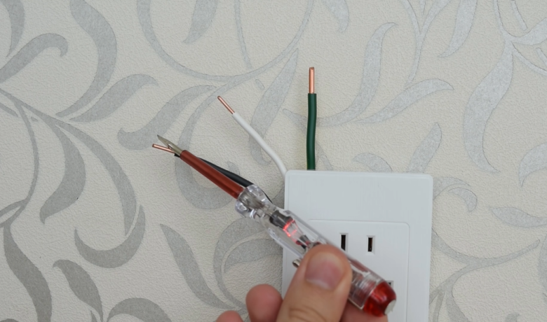 How to Tell Which Wire Is Hot Without a Multimeter? - ElectronicsHacks