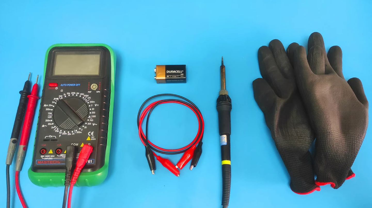 How to Test a Capacitor With a Multimeter? - ElectronicsHacks