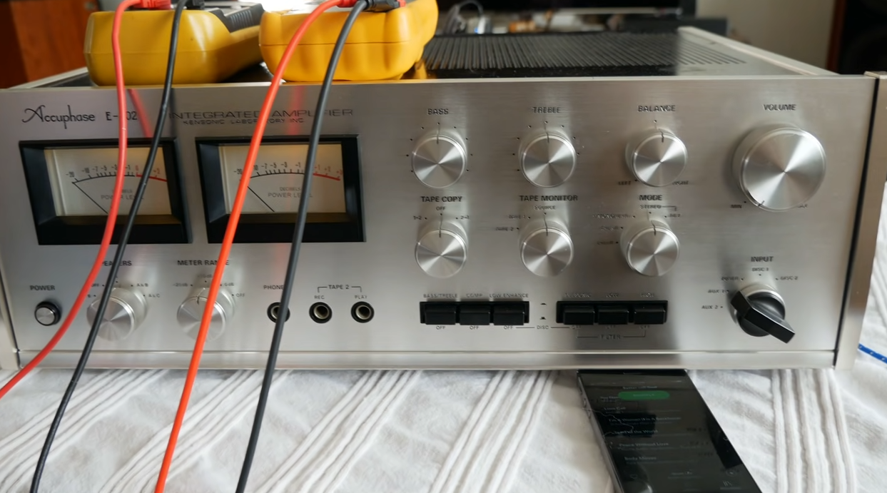 How to Test an Amplifier Output With a Multimeter? - ElectronicsHacks