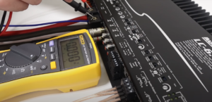 How to Measure Amps With a Multimeter? - ElectronicsHacks