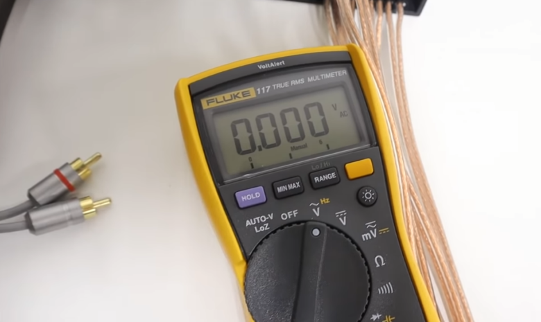 How to Measure Amps With a Multimeter? - ElectronicsHacks