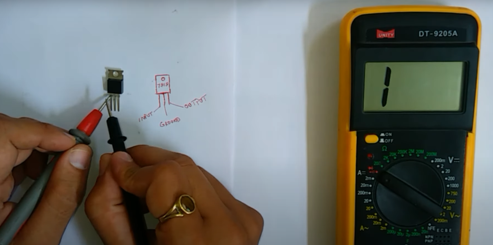 How to Test a Voltage Regulator With a Multimeter? - ElectronicsHacks