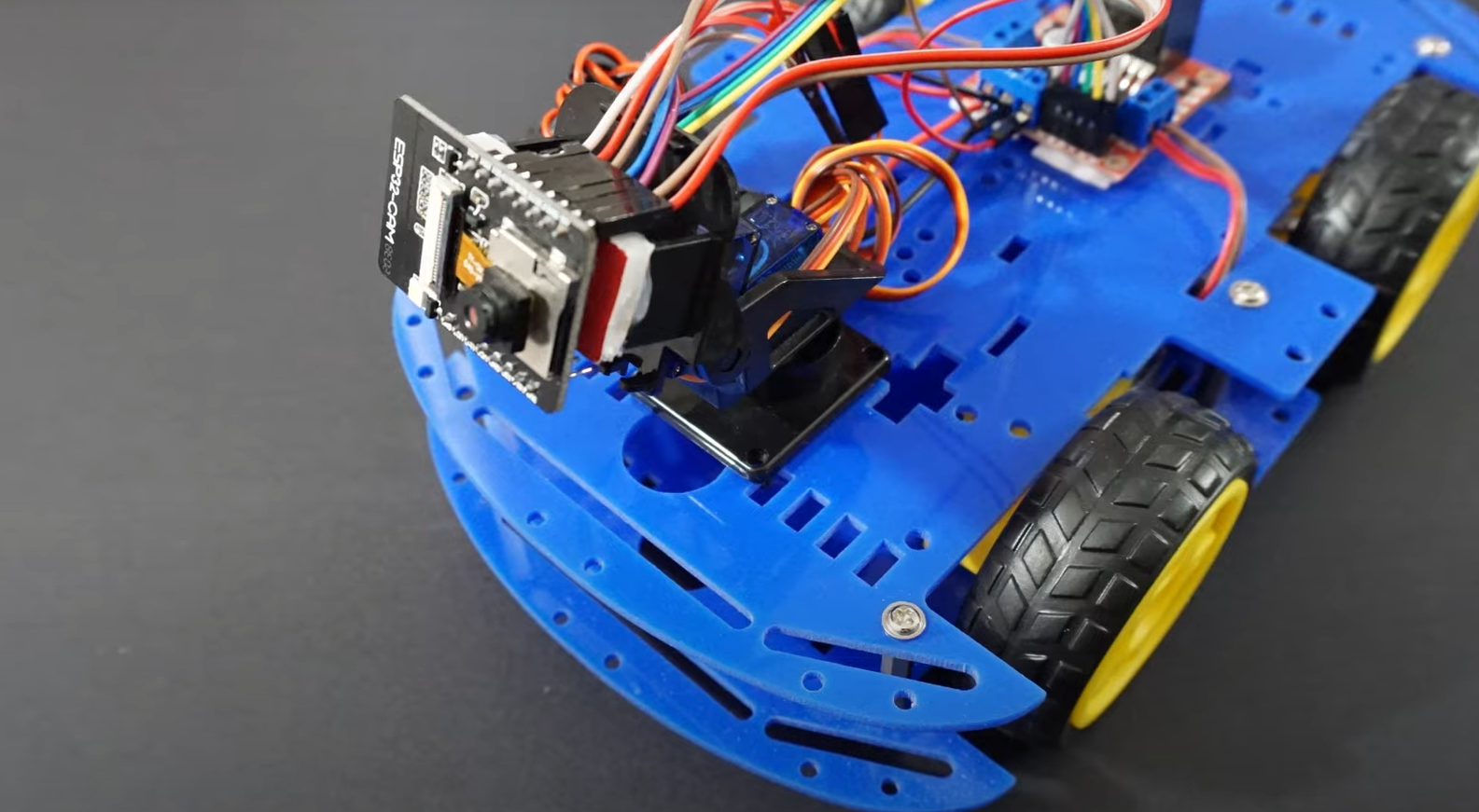 ESP32-CAM Projects - ElectronicsHacks