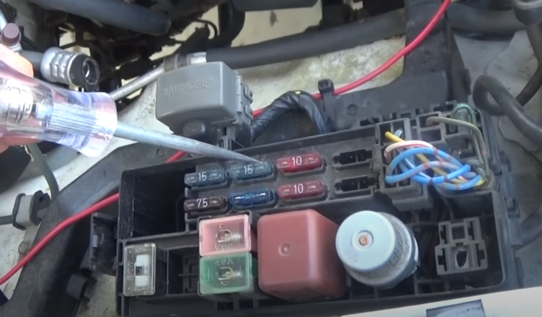 How to Fix a Blown Fuse? - ElectronicsHacks