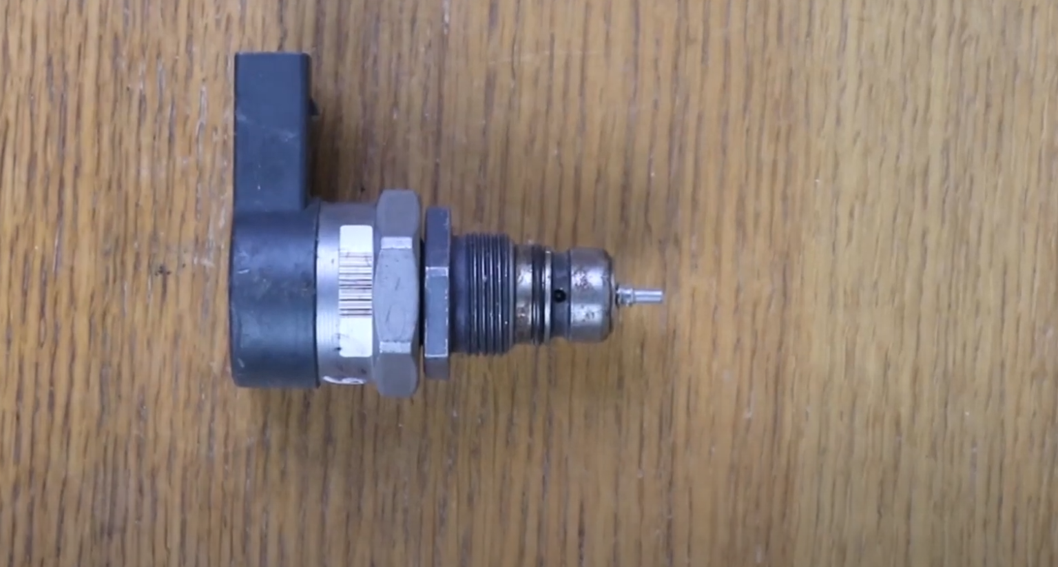 How to Test a Fuel Rail Pressure Sensor With a Multimeter ...
