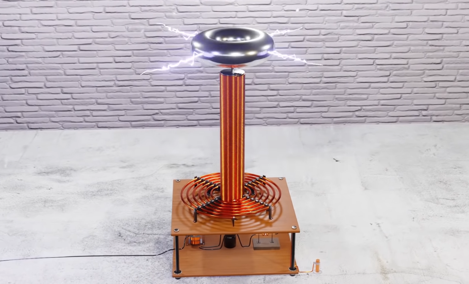 What Is a Tesla Coil? - ElectronicsHacks