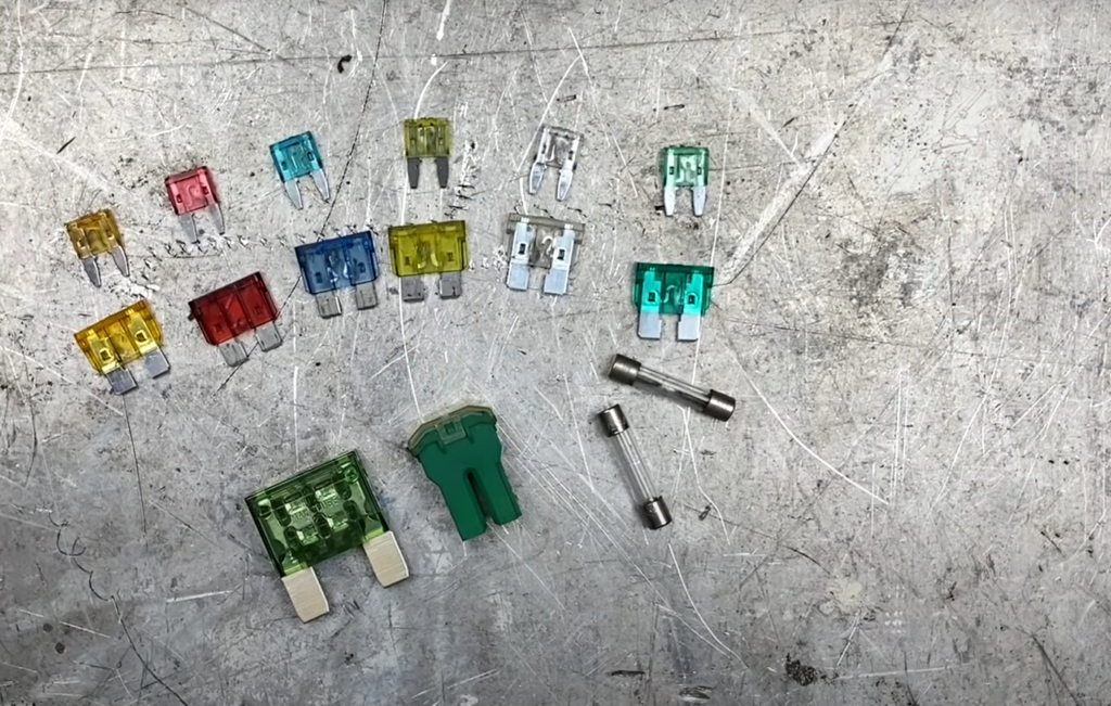 What Size Fuse For 1000 Watt Amp ElectronicsHacks