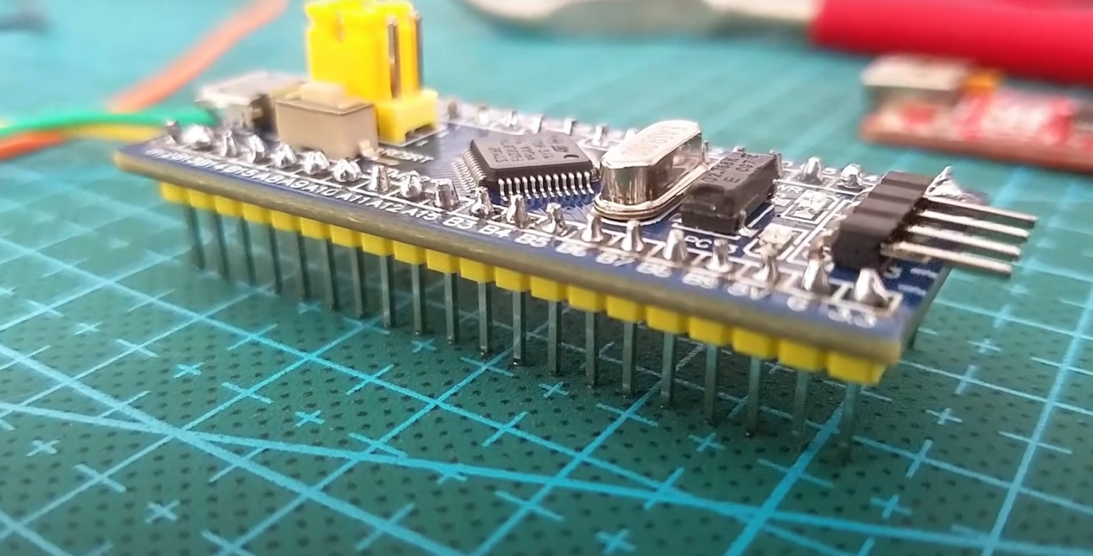 How to Program STM32? - ElectronicsHacks