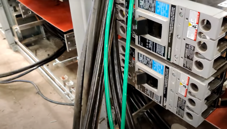 What Is a Switchgear? - ElectronicsHacks