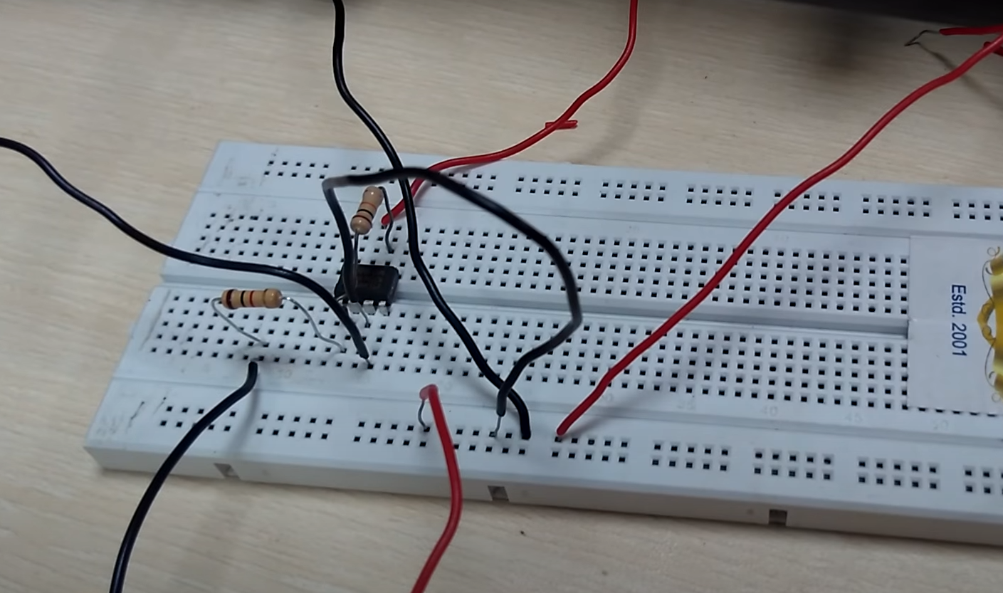 What Is an Inverting Op-Amp? - ElectronicsHacks