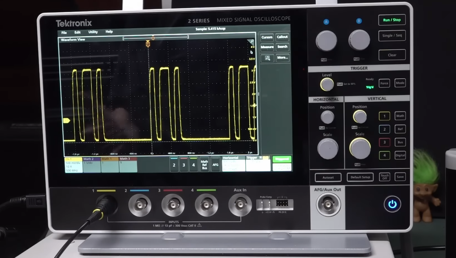 Digital vs. Analog Oscilloscope: What’s the Difference? - ElectronicsHacks
