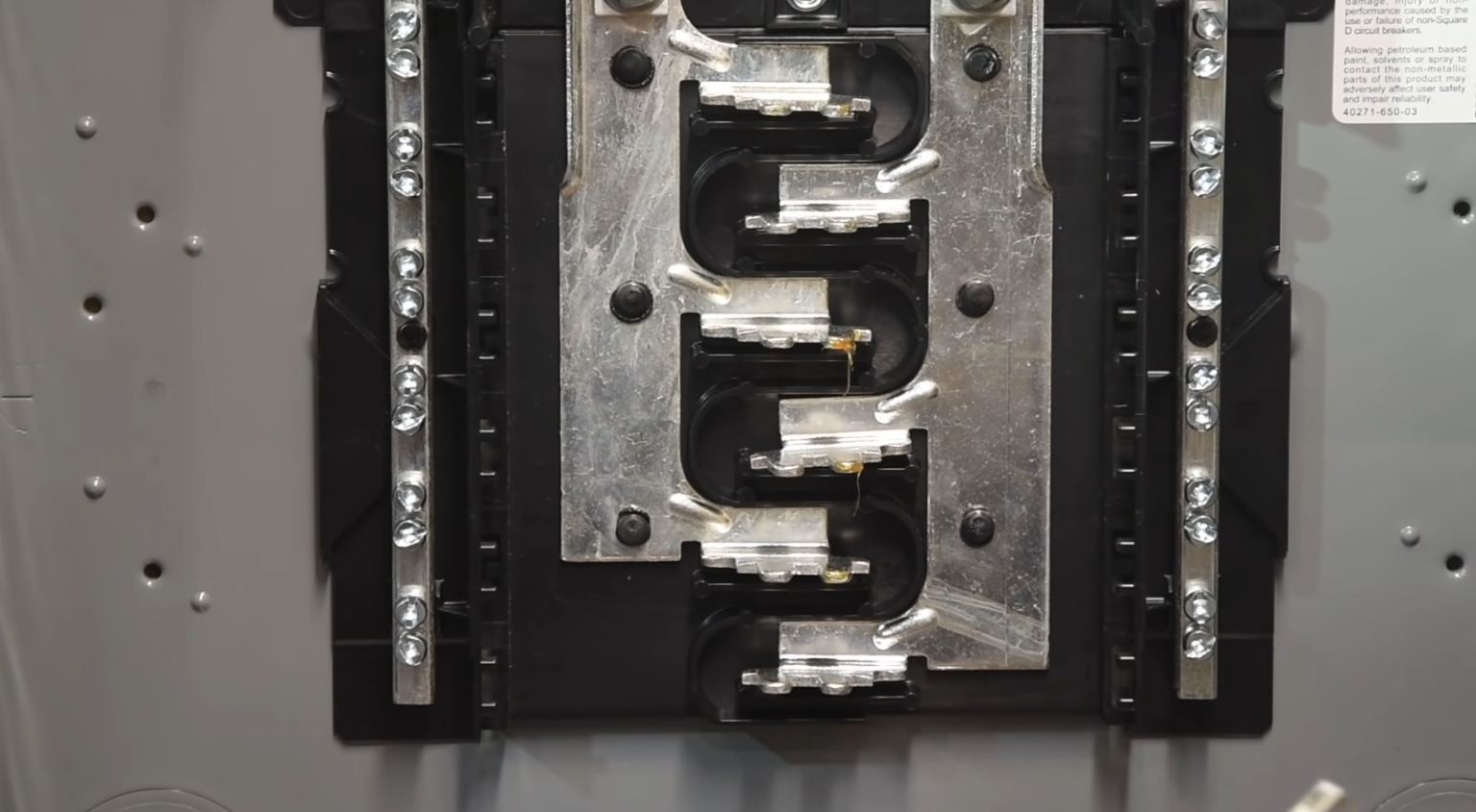 How to Wire a 100-Amp Sub Panel From a 200-Amp Main Panel ...
