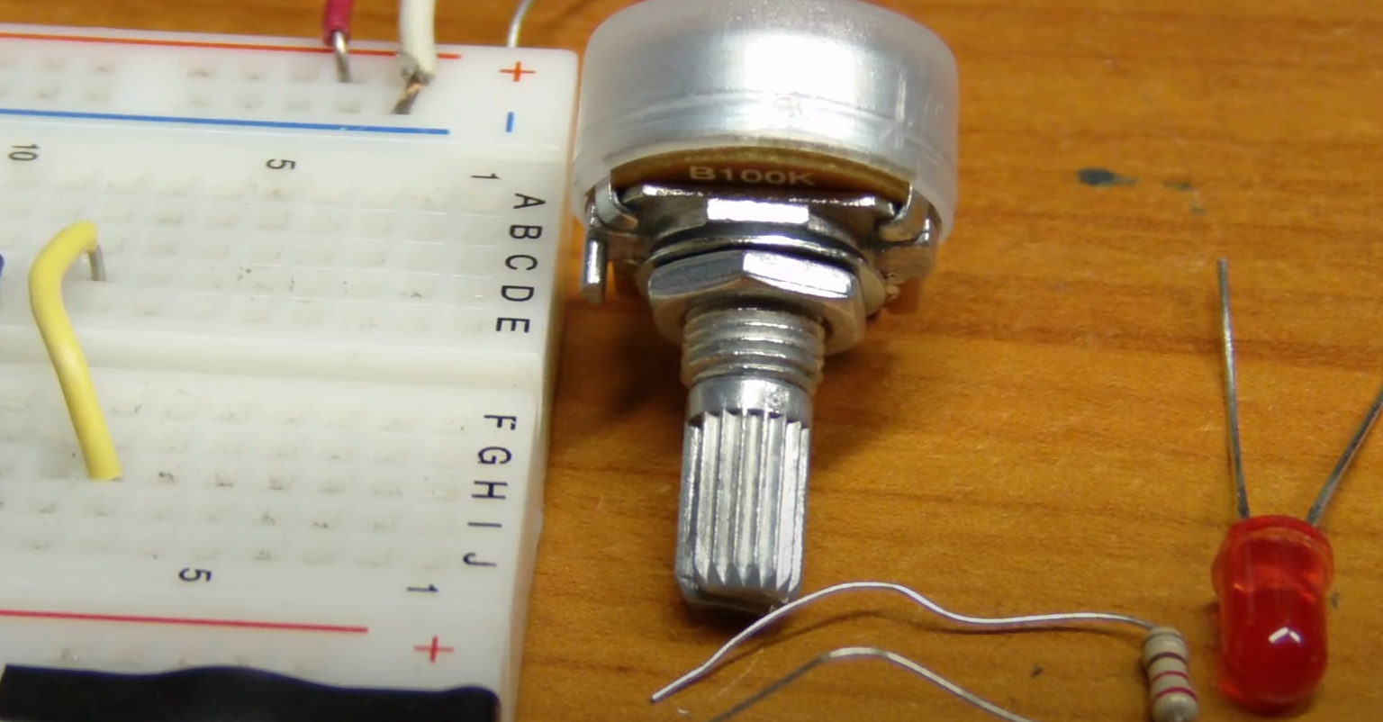 How to Wire a Potentiometer? - ElectronicsHacks