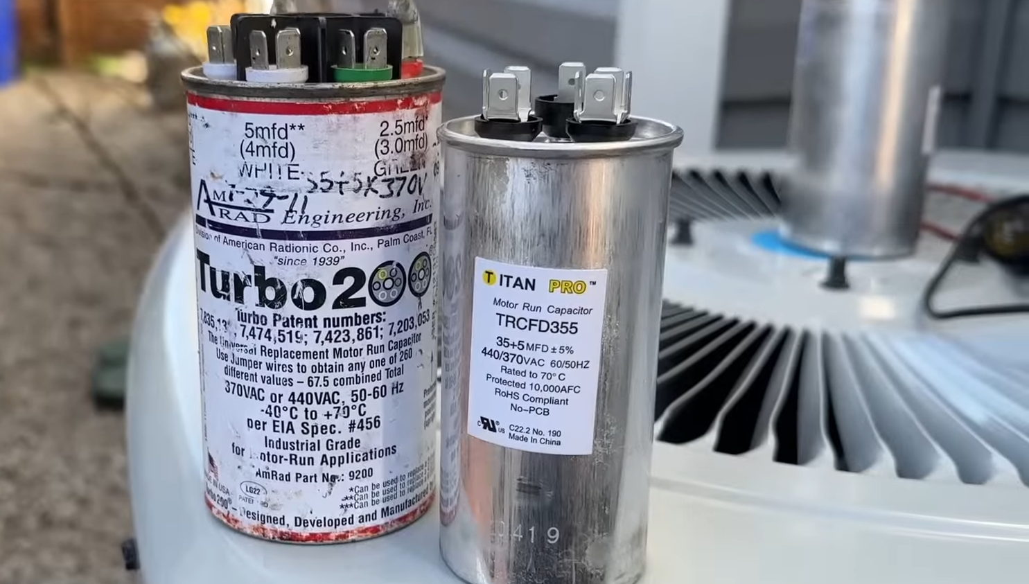 Polarized vs. Non-Polarized Capacitor: What’s the Difference ...