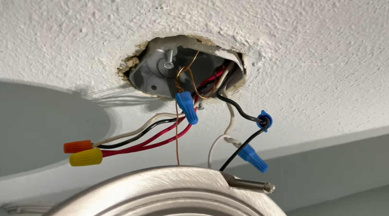 What Does an Open Ground Mean? - ElectronicsHacks