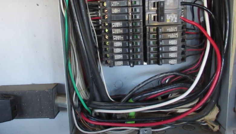 What Happens if You Connect Neutral to Ground? - ElectronicsHacks