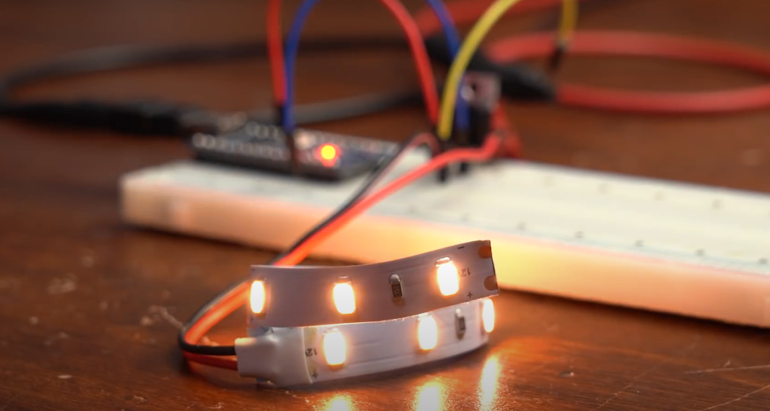 What is a MOSFET Gate Resistor? - ElectronicsHacks