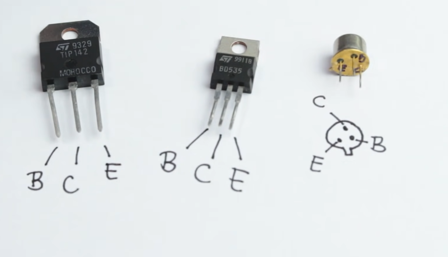 Can Transistors Work With AC? - ElectronicsHacks