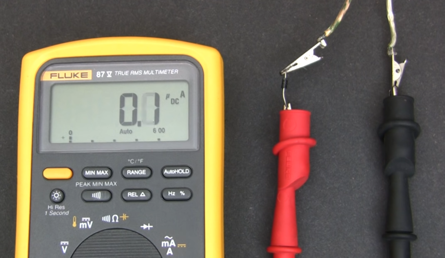 How Does a Diode Work? - ElectronicsHacks