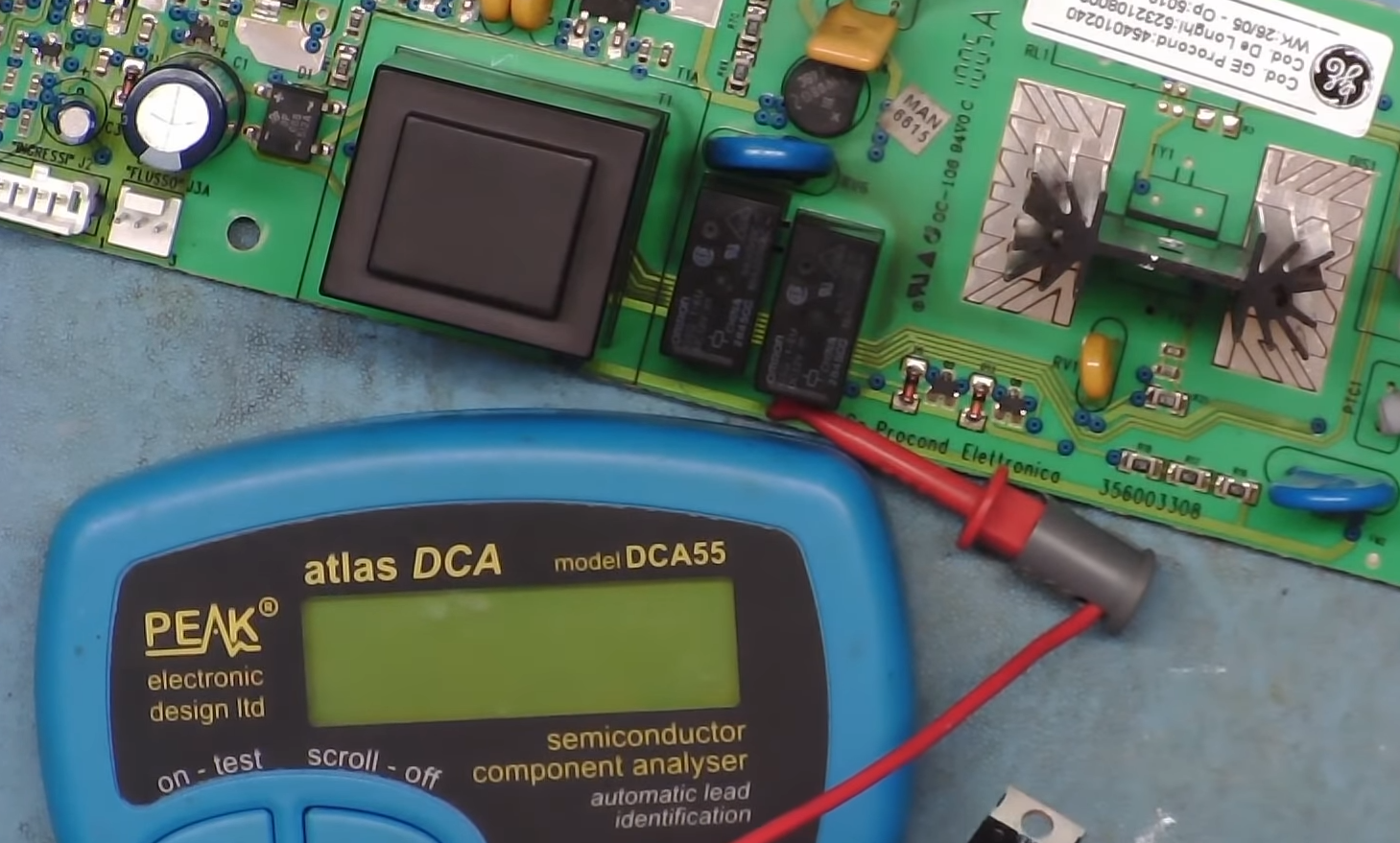 Multimeter Not Reading Current: How to Fix? - ElectronicsHacks