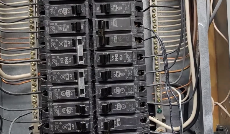 No Power But Circuit Breaker Not Tripped: How to Fix? - ElectronicsHacks