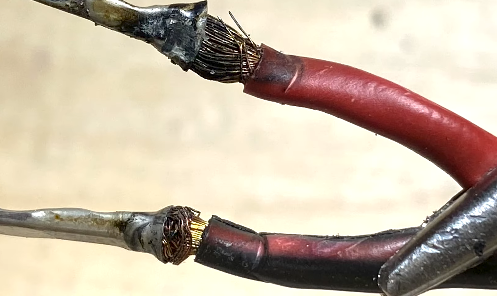 No Power But Circuit Breaker Not Tripped: How to Fix? - ElectronicsHacks