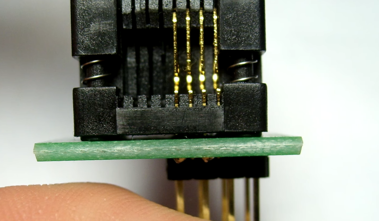 SO-8 vs. SOIC-8 Chip: What’s the Difference? - ElectronicsHacks