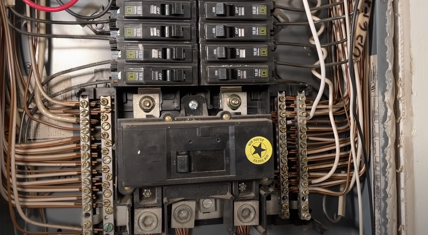 What Breakers Are Compatible With Murray? - ElectronicsHacks