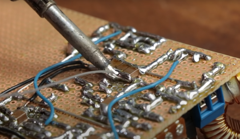 Why The Circuit Has Low Output Impedance And High Input Impedance