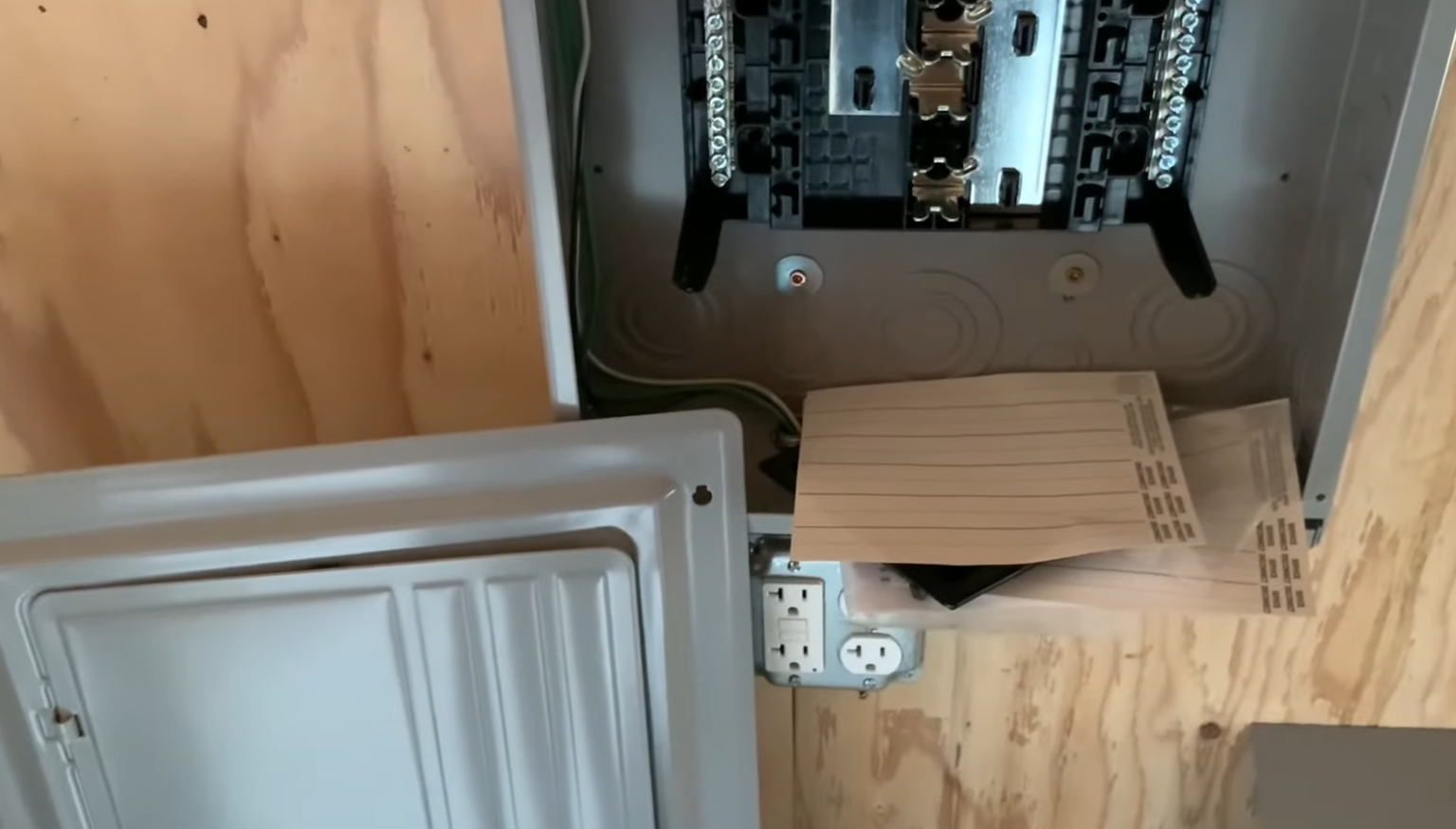 480V 3 Phase to 240V Single Phase Transformer Guide - ElectronicsHacks