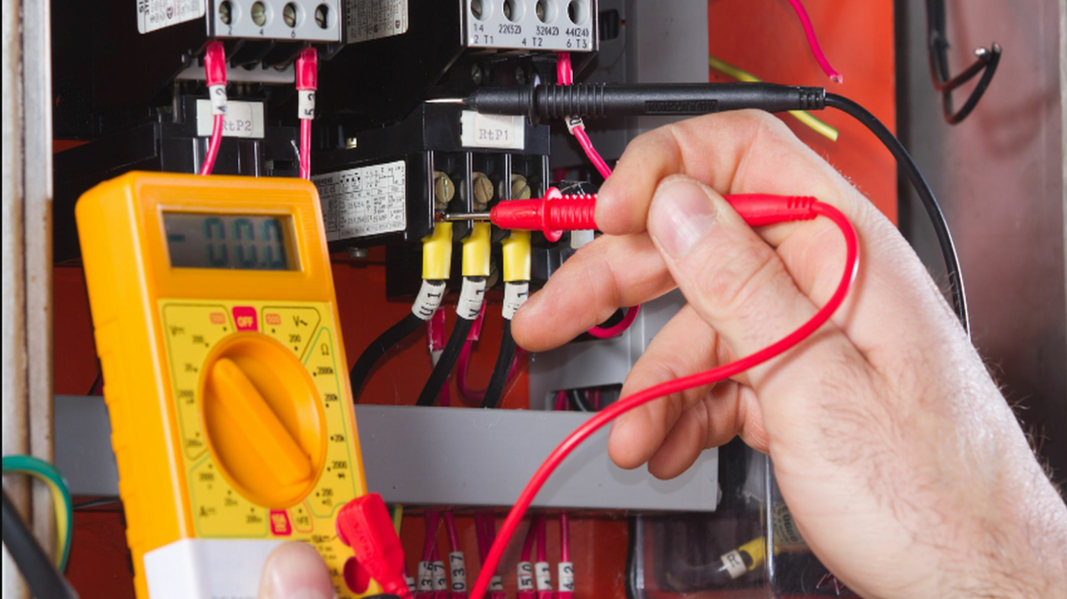How to Become an Electrician in Virginia? - ElectronicsHacks