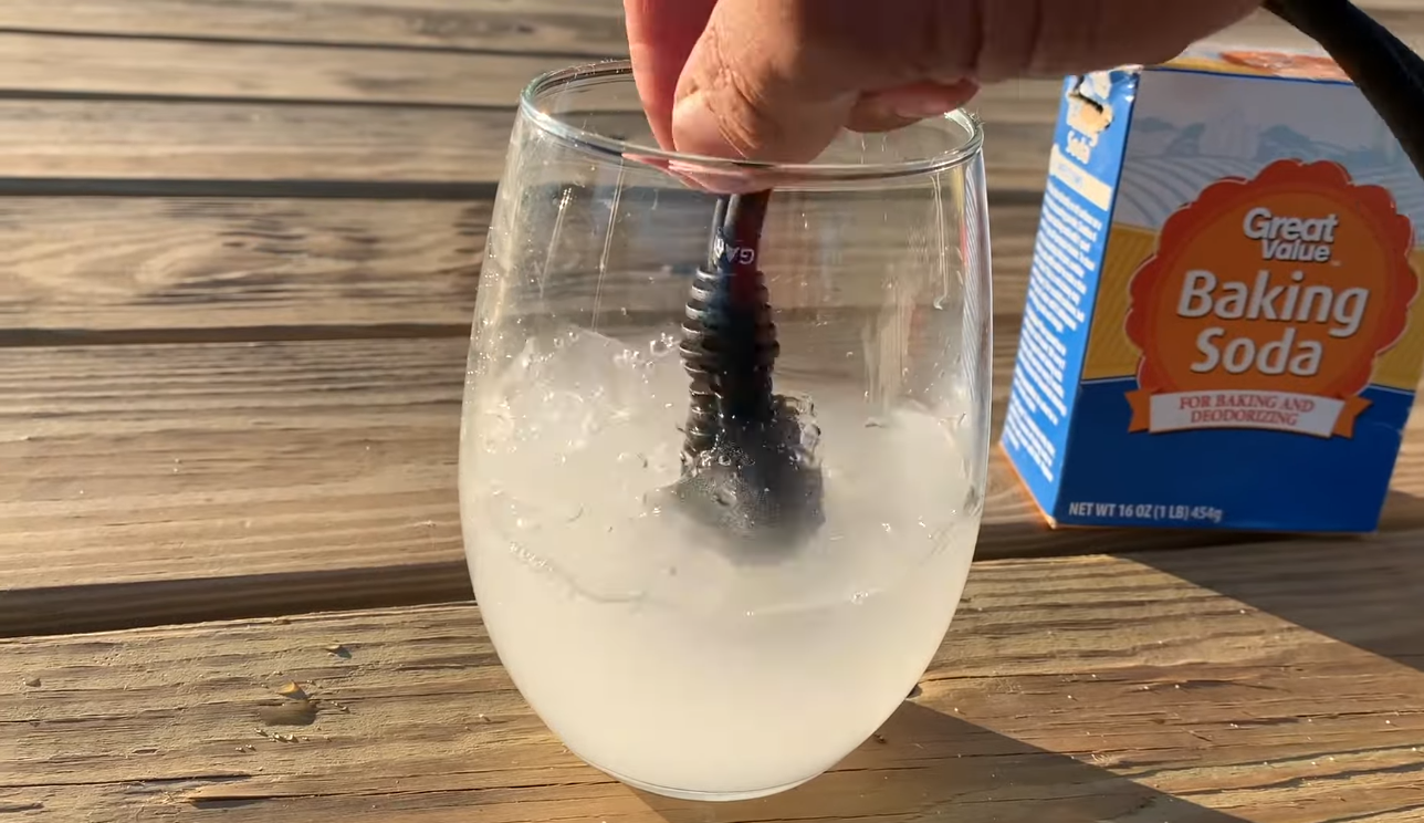 How to Remove Dielectric Grease? - ElectronicsHacks