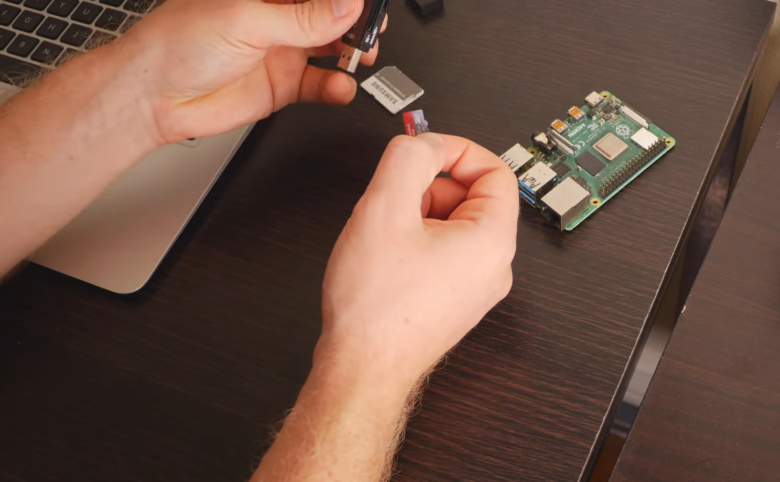 How to Clone Raspberry Pi SD Card? - ElectronicsHacks