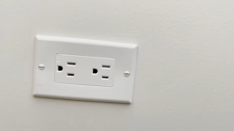 How to Fix an Open Neutral Outlet? - ElectronicsHacks
