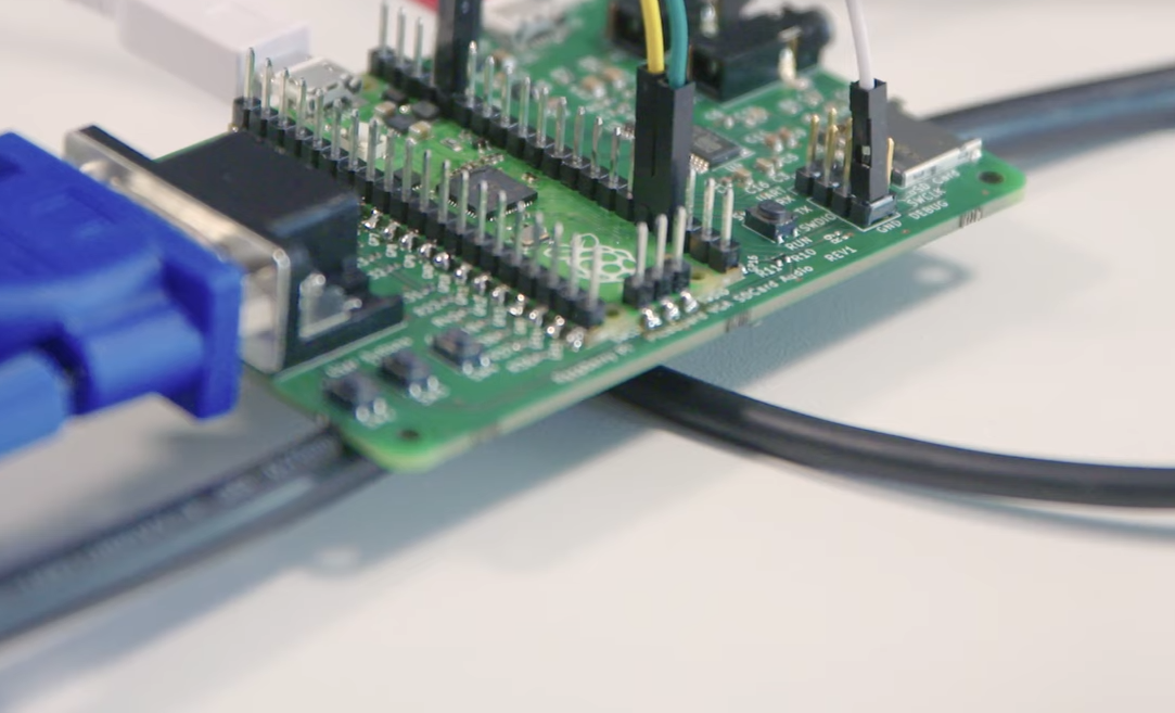 How to Use ADC on Raspberry Pi Pico? - ElectronicsHacks